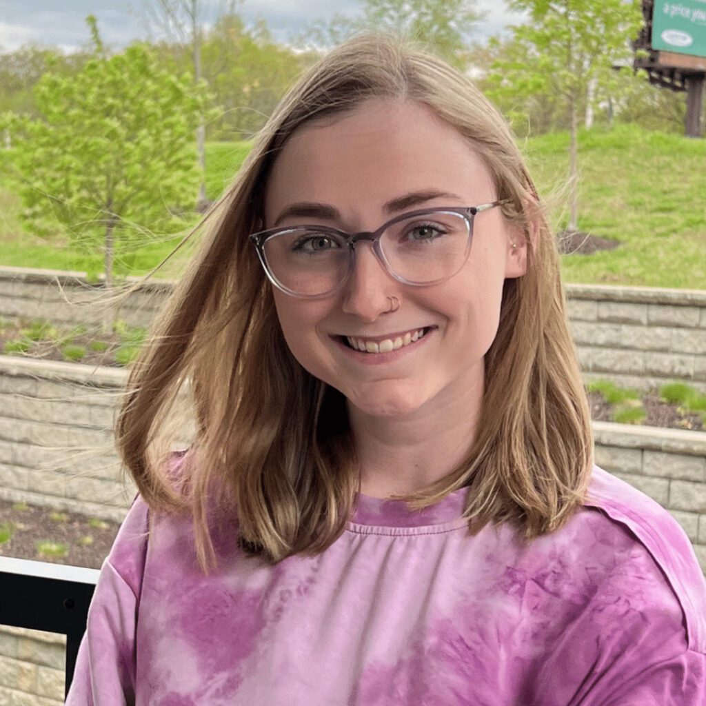 Danielle Graff | DeafLEAD